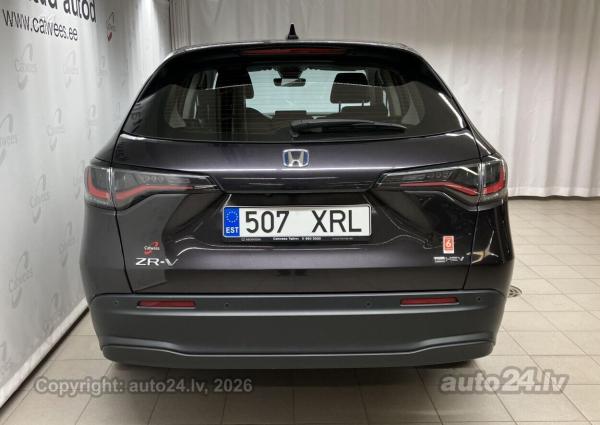 Black Honda ZR-V 2025 in Tallinn, with an engine capacity of 2.00 L and mileage of 13 thousand km for 31900 €, photo 5 on AUTOMOTO.COM.LV