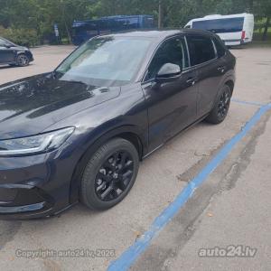 Черный Хонда ZR-V 2024 в Таллин, объемом двигателя 2.00 л и пробегом 14 тыс. км за 34900 €, фото 4 на AUTOMOTO.COM.LV