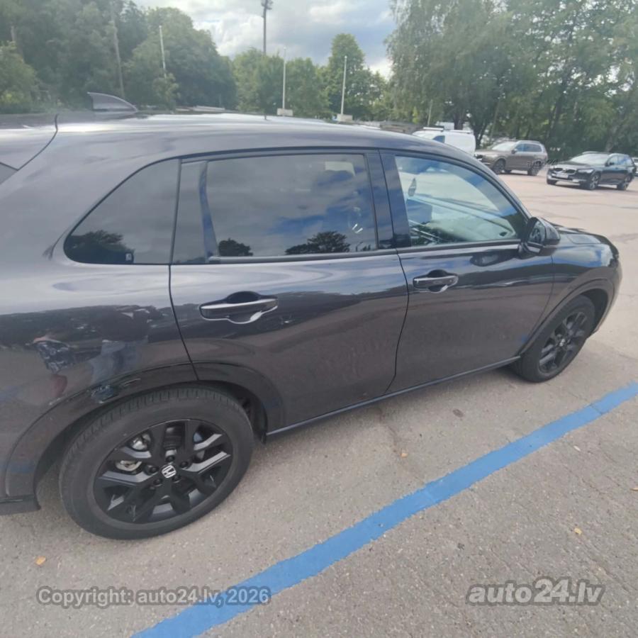 Черный Хонда ZR-V 2024 в Таллин, объемом двигателя 2.00 л и пробегом 14 тыс. км за 34900 €, фото 10 на AUTOMOTO.COM.LV