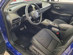 Zils Honda ZR-V 2024 Pērnava, ar dzinēja tilpumu 2.00 L un nobraukumu 7 tūkst. km par 35802 €, foto 8 vietnē AUTOMOTO.COM.LV