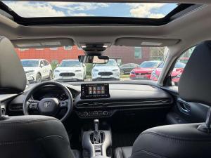 Pelēks Honda ZR-V 2024 Viļņa, ar dzinēja tilpumu 2.00 L un nobraukumu 3 tūkst. km par 31990 €, foto 6 vietnē AUTOMOTO.COM.LV