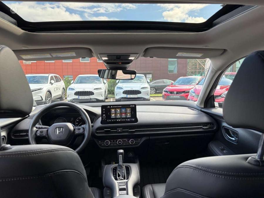 Pelēks Honda ZR-V 2024 Viļņa, ar dzinēja tilpumu 2.00 L un nobraukumu 3 tūkst. km par 31990 €, foto 6 vietnē AUTOMOTO.COM.LV