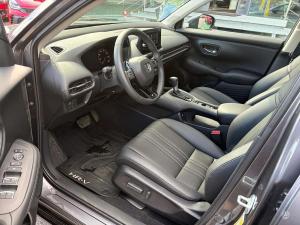 Pelēks Honda ZR-V 2024 Viļņa, ar dzinēja tilpumu 2.00 L un nobraukumu 3 tūkst. km par 31990 €, foto 7 vietnē AUTOMOTO.COM.LV