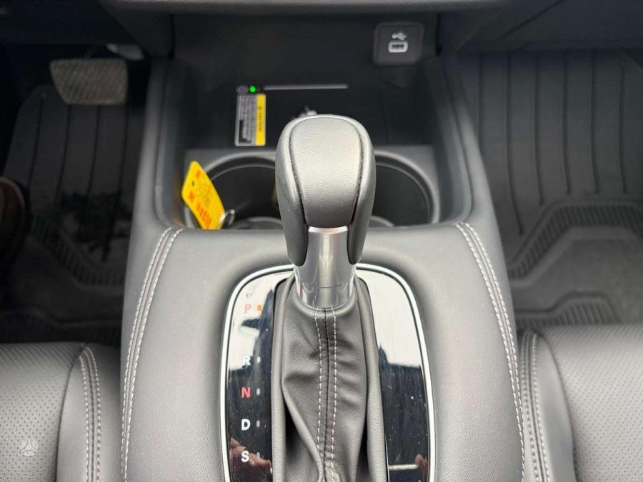 Pelēks Honda ZR-V 2024 Viļņa, ar dzinēja tilpumu 2.00 L un nobraukumu 3 tūkst. km par 31990 €, foto 22 vietnē AUTOMOTO.COM.LV