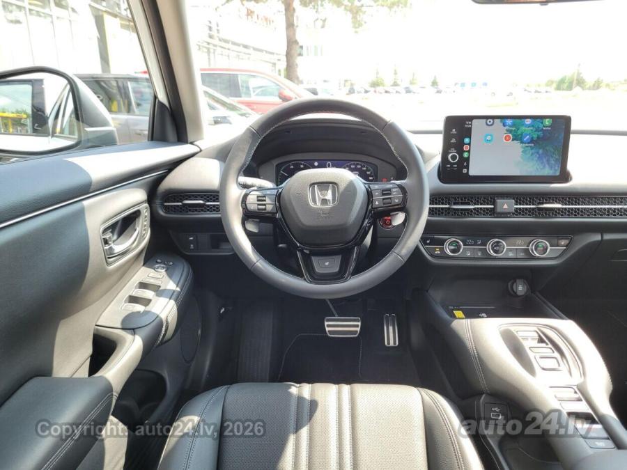 Balts Honda ZR-V 2024 Pērnava, ar dzinēja tilpumu 2.00 L un nobraukumu 24 tūkst. km par 36990 €, foto 8 vietnē AUTOMOTO.COM.LV