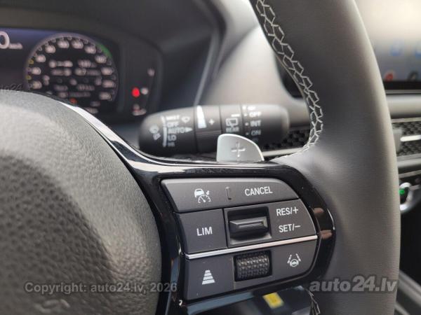 Белый Хонда ZR-V 2024 в Пярну, объемом двигателя 2.00 л и пробегом 24 тыс. км за 36990 €, фото 11 на AUTOMOTO.COM.LV
