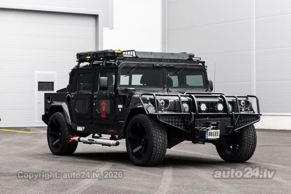 Black Hummer H1 2000 in Tallinn, with an engine capacity of 6.50 L and mileage of 61 thousand km for 110000 €, photo 1 on AUTOMOTO.COM.LV