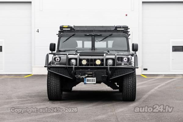 Black Hummer H1 2000 in Tallinn, with an engine capacity of 6.50 L and mileage of 61 thousand km for 110000 €, photo 3 on AUTOMOTO.COM.LV