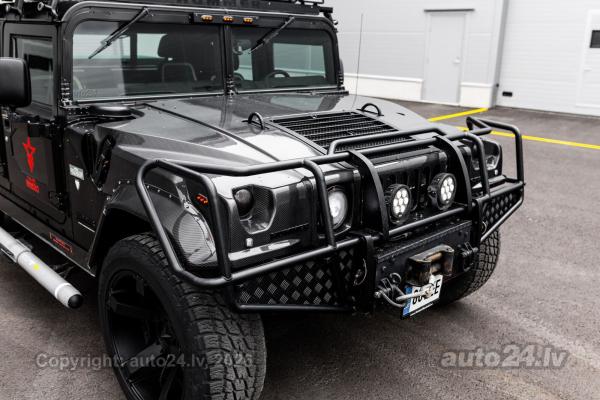 Black Hummer H1 2000 in Tallinn, with an engine capacity of 6.50 L and mileage of 61 thousand km for 110000 €, photo 8 on AUTOMOTO.COM.LV