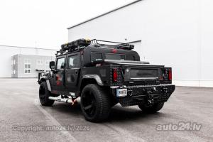 Black Hummer H1 2000 in Tallinn, with an engine capacity of 6.50 L and mileage of 61 thousand km for 110000 €, photo 15 on AUTOMOTO.COM.LV