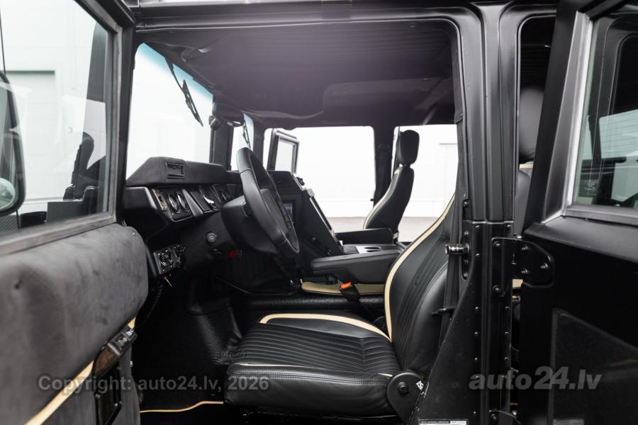 Black Hummer H1 2000 in Tallinn, with an engine capacity of 6.50 L and mileage of 61 thousand km for 110000 €, photo 18 on AUTOMOTO.COM.LV