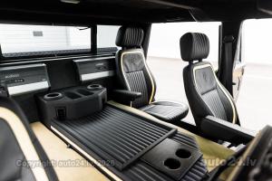 Black Hummer H1 2000 in Tallinn, with an engine capacity of 6.50 L and mileage of 61 thousand km for 110000 €, photo 27 on AUTOMOTO.COM.LV