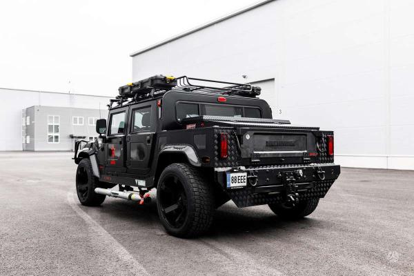 Хаммер Н1 2000 в Таллин на AUTOMOTO.COM.LV Черный Хаммер Н1 2000 в Таллин, объемом двигателя 0.00 л и пробегом 62 тыс. км за 110000 €, фото 3 на AUTOMOTO.COM.LV