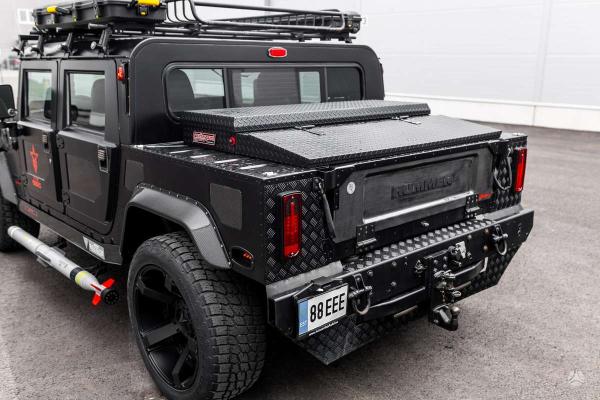 Хаммер Н1 2000 в Таллин на AUTOMOTO.COM.LV Черный Хаммер Н1 2000 в Таллин, объемом двигателя 0.00 л и пробегом 62 тыс. км за 110000 €, фото 6 на AUTOMOTO.COM.LV
