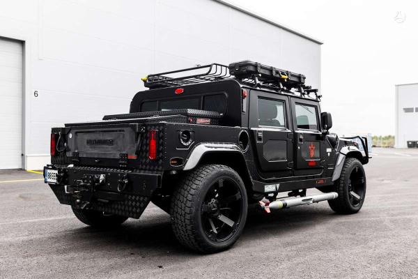 Хаммер Н1 2000 в Таллин на AUTOMOTO.COM.LV Черный Хаммер Н1 2000 в Таллин, объемом двигателя 0.00 л и пробегом 62 тыс. км за 110000 €, фото 7 на AUTOMOTO.COM.LV