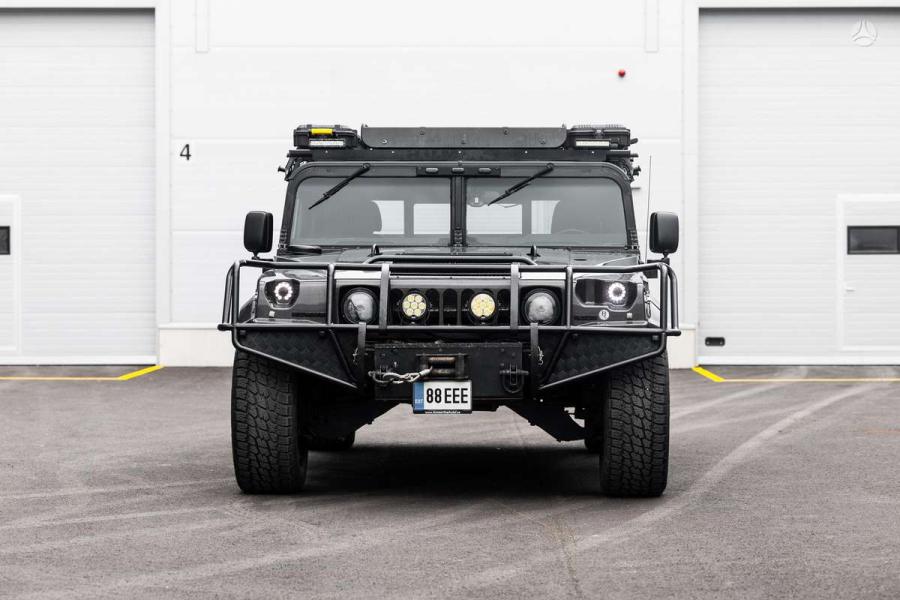 Black Hummer H1 2000 in Tallinn, with an engine capacity of 0.00 L and mileage of 62 thousand km for 110000 €, photo 13 on AUTOMOTO.COM.LV