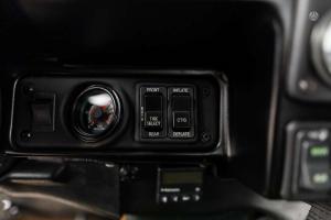 Black Hummer H1 2000 in Tallinn, with an engine capacity of 0.00 L and mileage of 62 thousand km for 110000 €, photo 33 on AUTOMOTO.COM.LV
