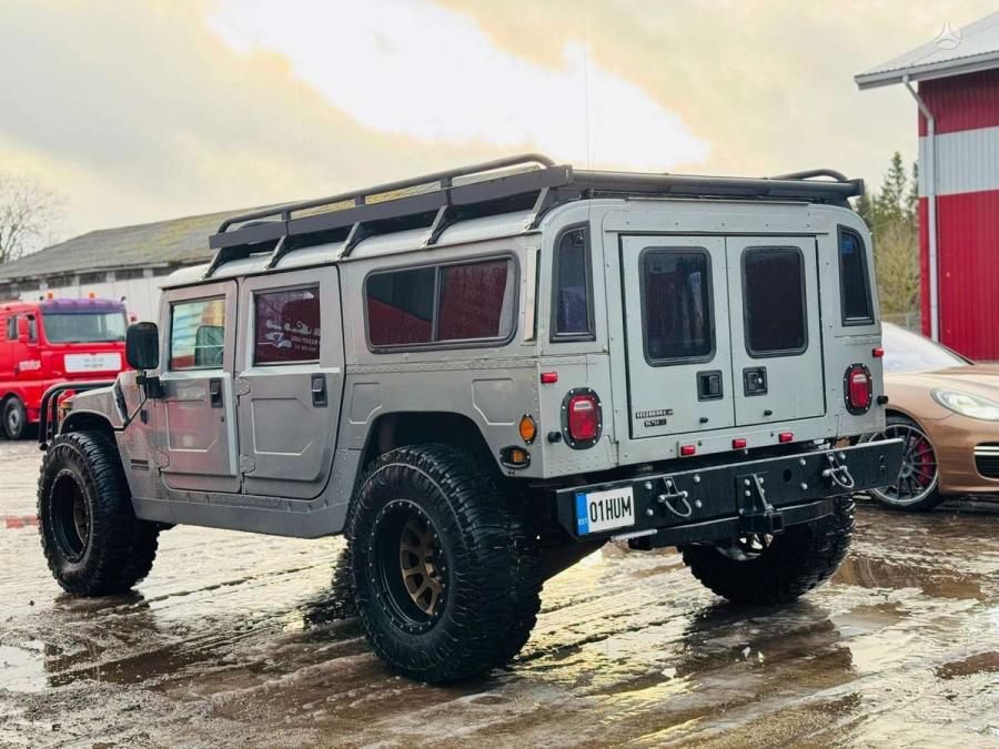 Grey Hummer H1 1999 in Parnu, with an engine capacity of 6.47 L and mileage of 114 thousand km for 68500 €, photo 3 on AUTOMOTO.COM.LV