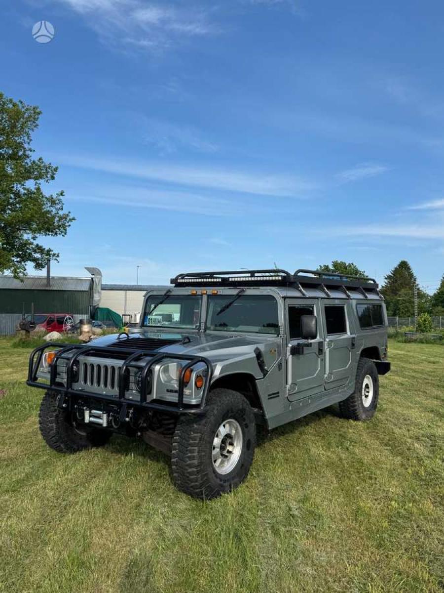 Grey Hummer H1 1999 in Parnu, with an engine capacity of 6.47 L and mileage of 114 thousand km for 68500 €, photo 8 on AUTOMOTO.COM.LV