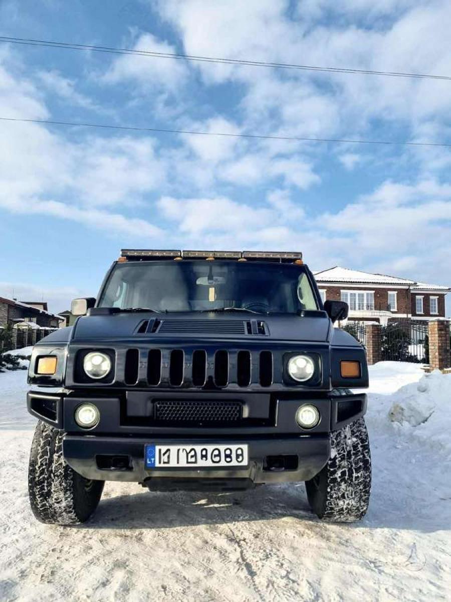 Black Hummer H2 2003 in Klaipeda, with an engine capacity of 6.00 L and mileage of 165 thousand km for 22500 €, photo 2 on AUTOMOTO.COM.LV