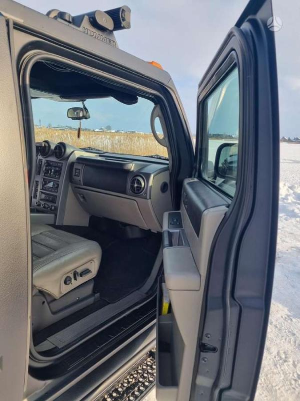 Melns Hummer H2 2003 Klaipėda, ar dzinēja tilpumu 6.00 L un nobraukumu 165 tūkst. km par 22500 €, foto 5 vietnē AUTOMOTO.COM.LV