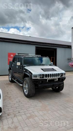 Black Hummer H2 2005 in Jelgava, with an engine capacity of 6.00 L and mileage of 119 thousand km for 18500 €, photo 3 on AUTOMOTO.COM.LV