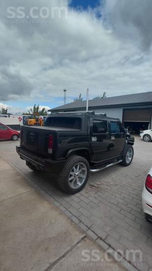 Black Hummer H2 2005 in Jelgava, with an engine capacity of 6.00 L and mileage of 119 thousand km for 18500 €, photo 6 on AUTOMOTO.COM.LV
