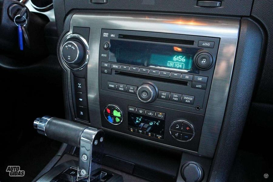 Black Hummer H2 2008 in Kaunas, with an engine capacity of 6.20 L and mileage of 114 thousand km for 54950 €, photo 20 on AUTOMOTO.COM.LV