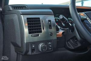 Black Hummer H2 2008 in Kaunas, with an engine capacity of 6.20 L and mileage of 114 thousand km for 54950 €, photo 29 on AUTOMOTO.COM.LV