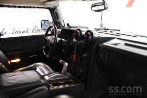 Blue Hummer H2 2004 in Riga, with an engine capacity of 6.00 L and mileage of 163 thousand km for 25000 €, photo 20 on AUTOMOTO.COM.LV
