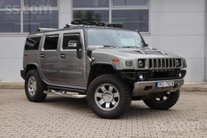 Brown Hummer H2 2010 in Riga, with an engine capacity of 6.20 L and mileage of 0 thousand km for 29995 €, photo 6 on AUTOMOTO.COM.LV