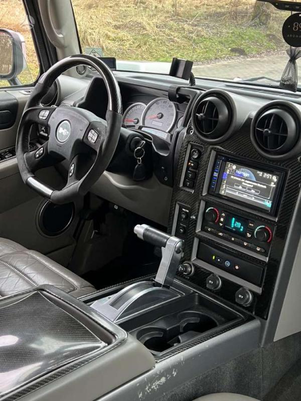 Pelēks Hummer H2 2003 Viļņa, ar dzinēja tilpumu 5.97 L un nobraukumu 216 tūkst. km par 18500 €, foto 9 vietnē AUTOMOTO.COM.LV