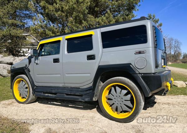 Grey Hummer H2 2010 in Tallinn, with an engine capacity of 6.20 L and mileage of 260 thousand km for 47700 €, photo 4 on AUTOMOTO.COM.LV