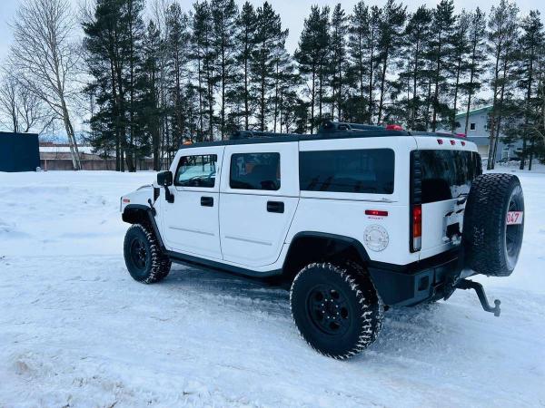White Hummer H2 2004 in Siauliai, with an engine capacity of 6.00 L and mileage of 366 thousand km for 9999 €, photo 8 on AUTOMOTO.COM.LV