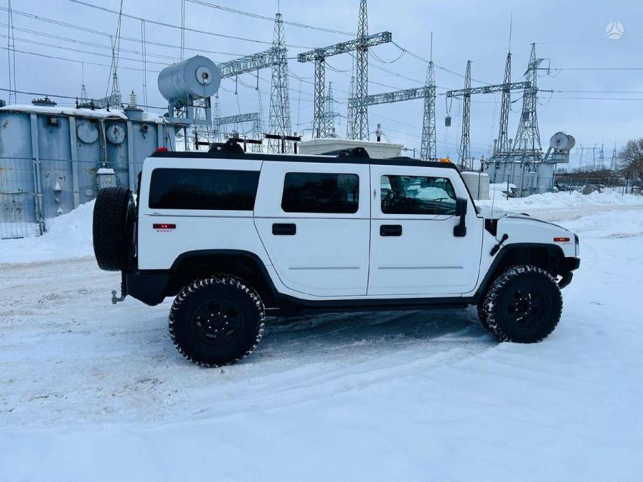 White Hummer H2 2004 in Siauliai, with an engine capacity of 6.00 L and mileage of 366 thousand km for 9999 €, photo 11 on AUTOMOTO.COM.LV