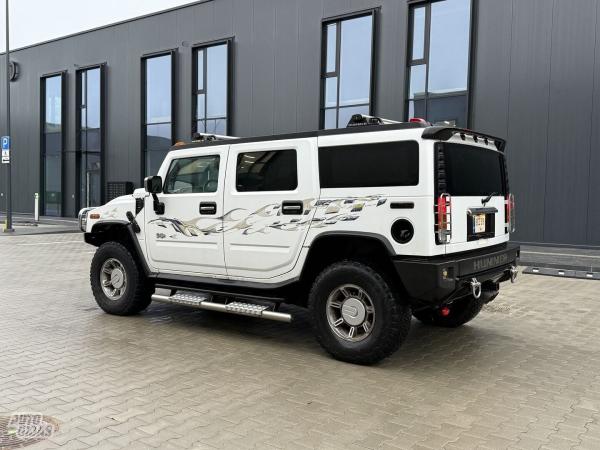 White Hummer H2 2005 in Vilnius, with an engine capacity of 6.00 L and mileage of 178 thousand km for 15500 €, photo 4 on AUTOMOTO.COM.LV