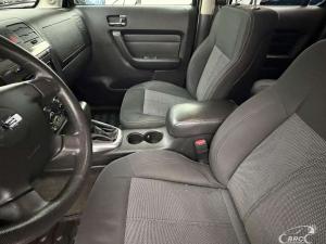 Black Hummer H3 2005 in Vilnius, with an engine capacity of 3.47 L and mileage of 178 thousand km for 12900 €, photo 25 on AUTOMOTO.COM.LV