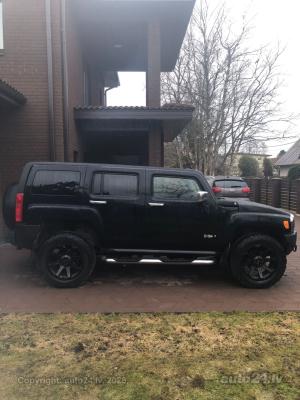 Black Hummer H3 2006 in Tallinn, with an engine capacity of 3.50 L and mileage of 50 thousand km for 13900 €, photo 6 on AUTOMOTO.COM.LV