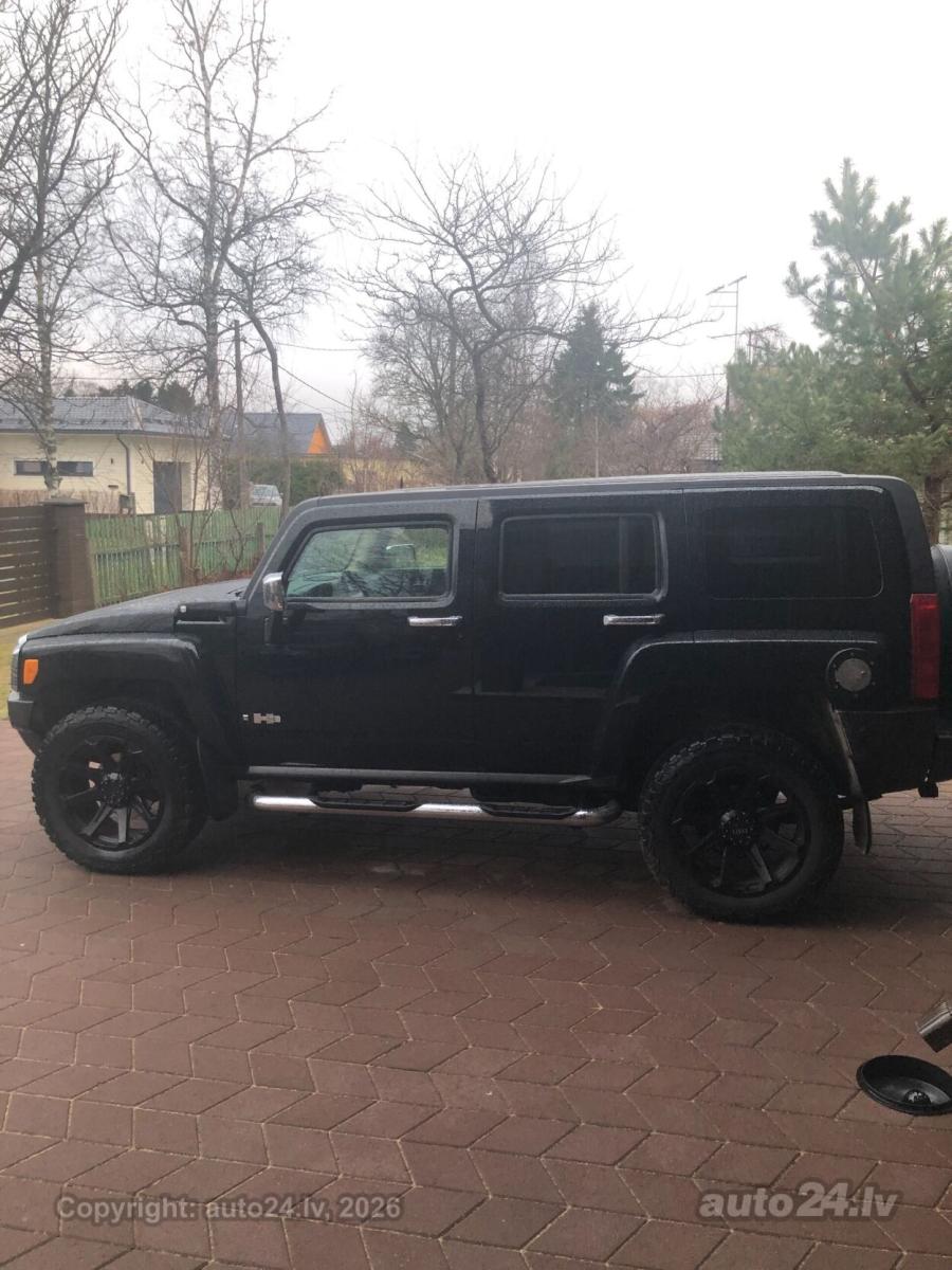 Black Hummer H3 2006 in Tallinn, with an engine capacity of 3.50 L and mileage of 50 thousand km for 13900 €, photo 9 on AUTOMOTO.COM.LV