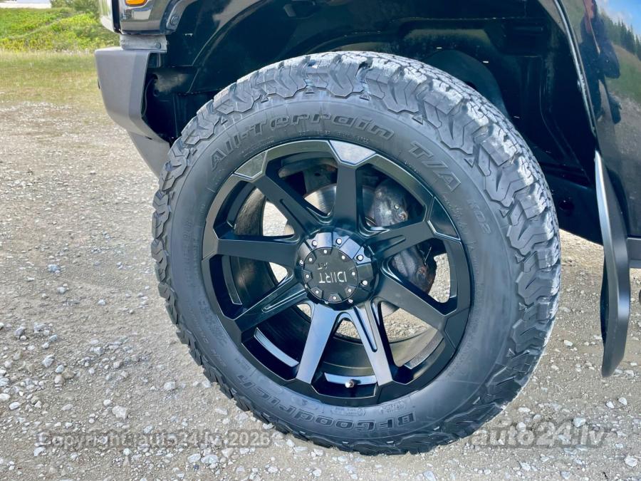Melns Hummer H3 2006 Tallina, ar dzinēja tilpumu 3.50 L un nobraukumu 51 tūkst. km par 14999 €, foto 17 vietnē AUTOMOTO.COM.LV