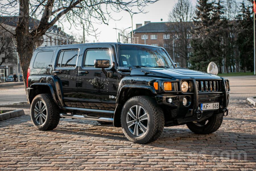 Black Hummer H3 2006 in Daugavpils, with an engine capacity of 3.50 L and mileage of 196 thousand km for 9000 €, photo 5 on AUTOMOTO.COM.LV
