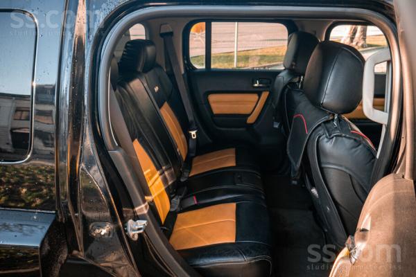 Black Hummer H3 2006 in Daugavpils, with an engine capacity of 3.50 L and mileage of 196 thousand km for 9000 €, photo 10 on AUTOMOTO.COM.LV
