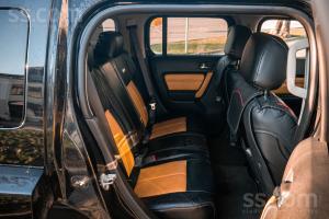 Black Hummer H3 2006 in Daugavpils, with an engine capacity of 3.50 L and mileage of 196 thousand km for 9000 €, photo 11 on AUTOMOTO.COM.LV