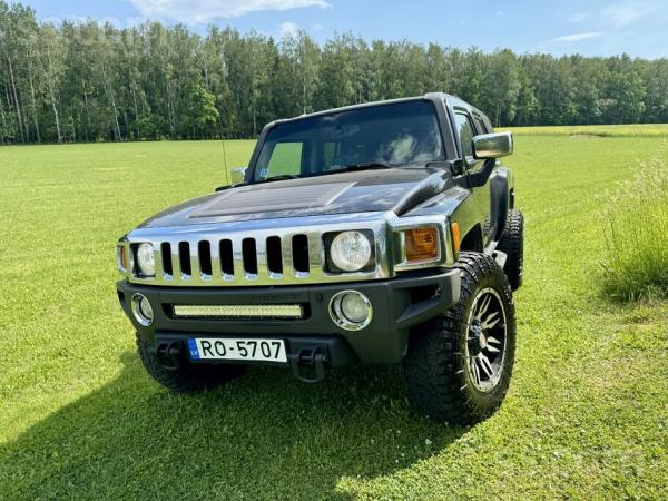 Black Hummer H3 2006 in Riga, with an engine capacity of 3.50 L and mileage of 0 thousand km for 7500 €, photo 2 on AUTOMOTO.COM.LV