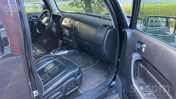 Melns Hummer H3 2006 Rīga, ar dzinēja tilpumu 3.50 L un nobraukumu 255 tūkst. km par 10500 €, foto 6 vietnē AUTOMOTO.COM.LV