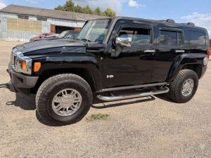 Melns Hummer H3 2007 Šauļi, ar dzinēja tilpumu 3.65 L un nobraukumu 290 tūkst. km par 8300 €, foto 3 vietnē AUTOMOTO.COM.LV
