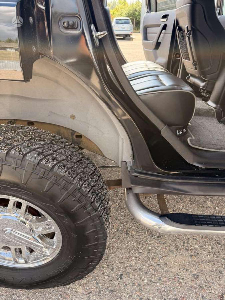 Melns Hummer H3 2007 Šauļi, ar dzinēja tilpumu 3.65 L un nobraukumu 290 tūkst. km par 8300 €, foto 13 vietnē AUTOMOTO.COM.LV
