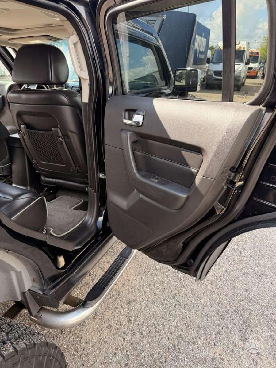 Melns Hummer H3 2007 Šauļi, ar dzinēja tilpumu 3.65 L un nobraukumu 290 tūkst. km par 8300 €, foto 15 vietnē AUTOMOTO.COM.LV
