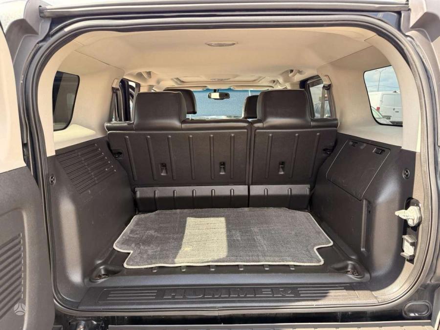 Melns Hummer H3 2007 Šauļi, ar dzinēja tilpumu 3.65 L un nobraukumu 290 tūkst. km par 8300 €, foto 16 vietnē AUTOMOTO.COM.LV