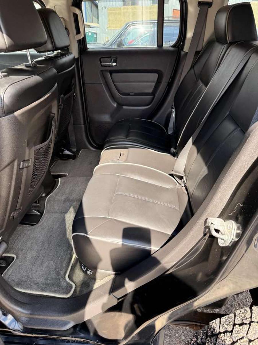 Melns Hummer H3 2007 Šauļi, ar dzinēja tilpumu 3.65 L un nobraukumu 290 tūkst. km par 8300 €, foto 17 vietnē AUTOMOTO.COM.LV
